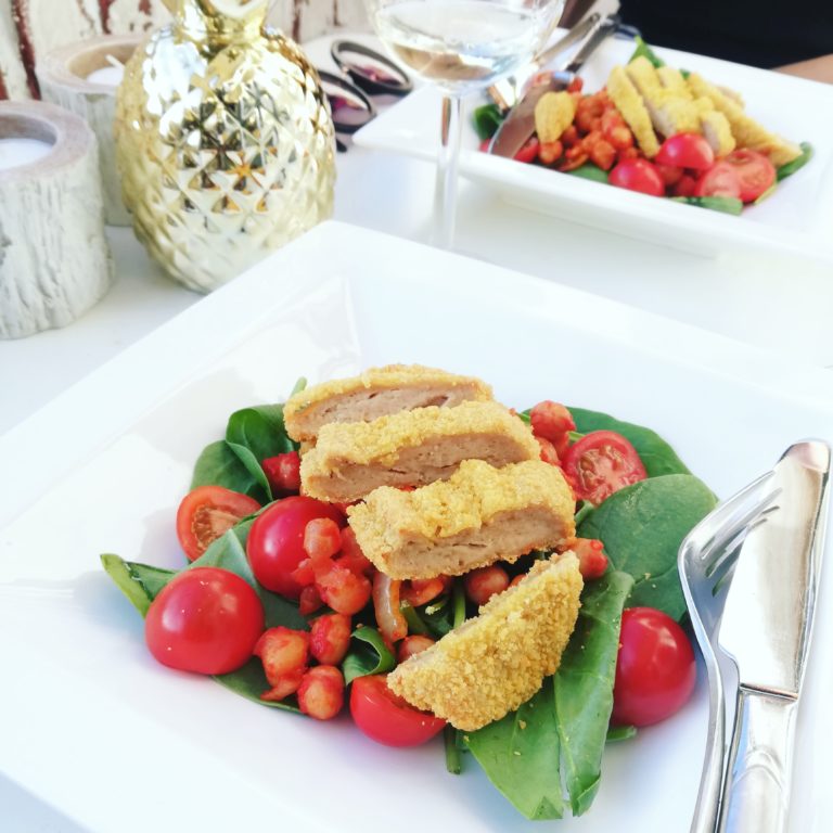 Kerst quiche met kalkoen en prei - Priya Loves Food & Travel