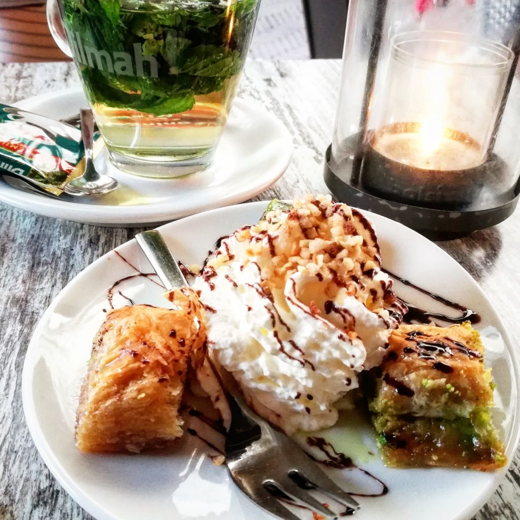 Restaurant Amier- Libanees eten in Den Haag - Priya Loves Food & Travel
